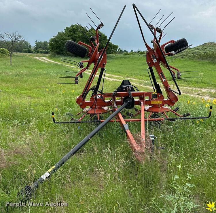 Pequea TT4100 Hay and Forage Hay - Rakes/Tedders for Sale | Tractor Zoom