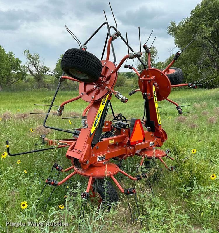 Pequea TT4100 Hay and Forage Hay - Rakes/Tedders for Sale | Tractor Zoom