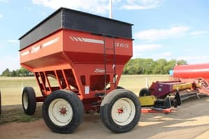 SOLD - Posi-Flow 365 Bu. Gravity Box #9219 Harvesting | Tractor Zoom