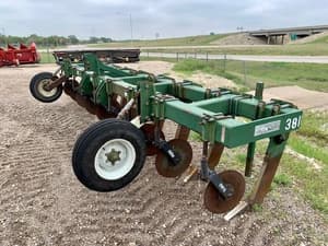 SOLD - Quinstar SS21 Stock No. 204318 Tillage with 9 Shanks | Tractor Zoom