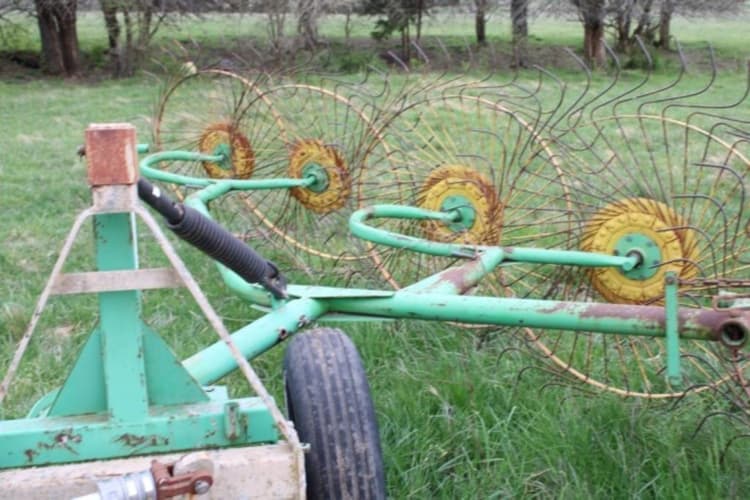 Rake Trolley RT-II Hay and Forage Hay - Rakes/Tedders for Sale ...