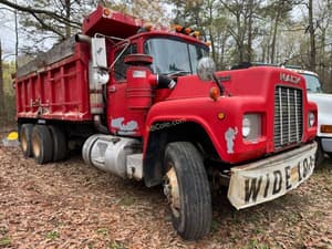 SOLD - Mack R688ST Lot No. 415 Other Equipment with 95,595 mi | Tractor Zoom