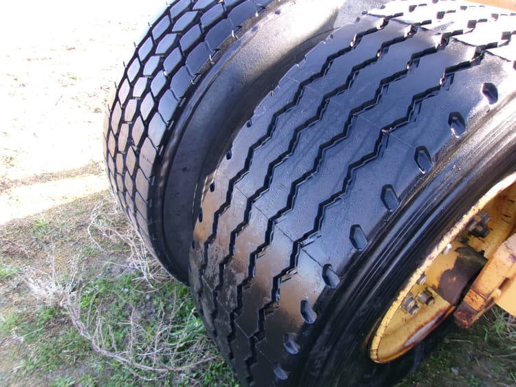 Reynolds 12C Construction Scrapers for Sale | Tractor Zoom