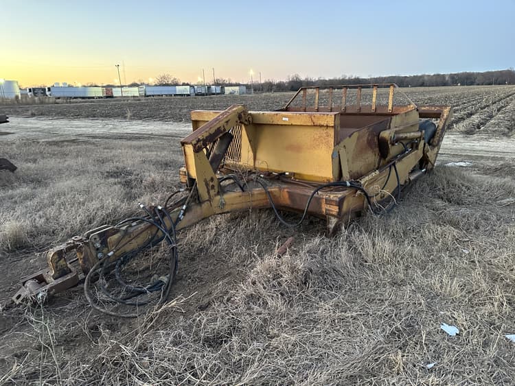 SOLD - Reynolds 8CF Construction Other | Tractor Zoom
