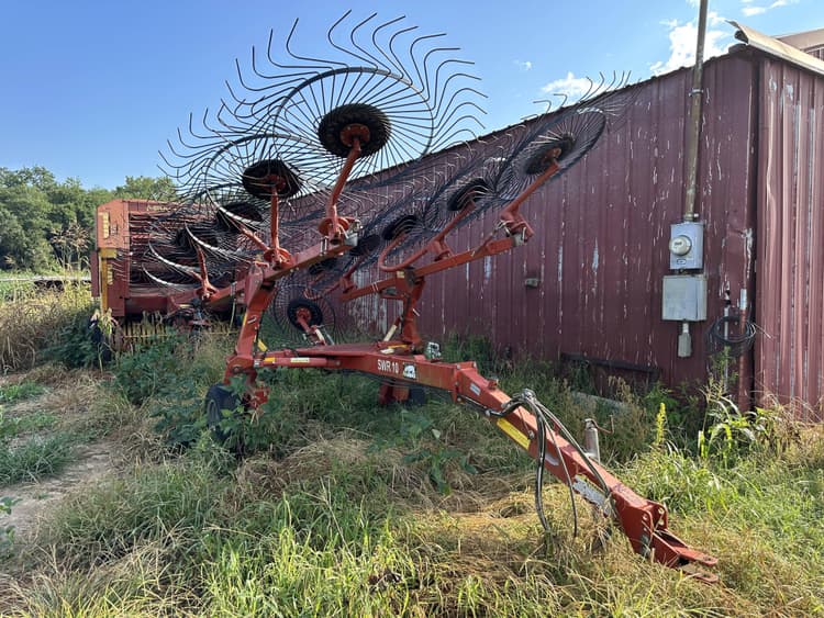 SOLD - Rhino SWR10 Hay and Forage Hay - Rakes/Tedders | Tractor Zoom