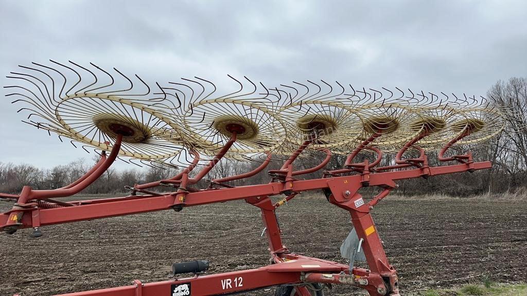 Rhino VR12 Hay and Forage Hay - Rakes/Tedders for Sale | Tractor Zoom