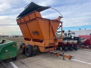 SOLD - Richardton 1200 Lot No. 68 Harvesting | Tractor Zoom