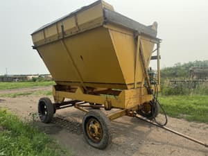 SOLD - Richardton 1200 Lot No. 1023 Harvesting | Tractor Zoom