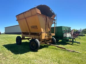 SOLD - Richardton 1200 Lot No. 69851 Harvesting | Tractor Zoom