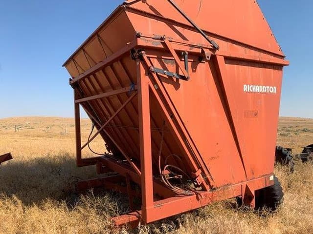 Richardton 700 Stock No. 5877047 Harvesting For Sale | Tractor Zoom