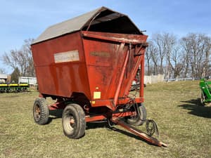 SOLD - Richardton 700 Lot No. 57764 Harvesting | Tractor Zoom