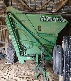SOLD - Richardton 960 Lot No. 856497 Harvesting | Tractor Zoom
