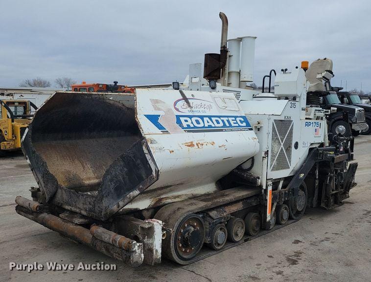 SOLD - Roadtec RP175 Construction with 7,854 Hrs | Tractor Zoom