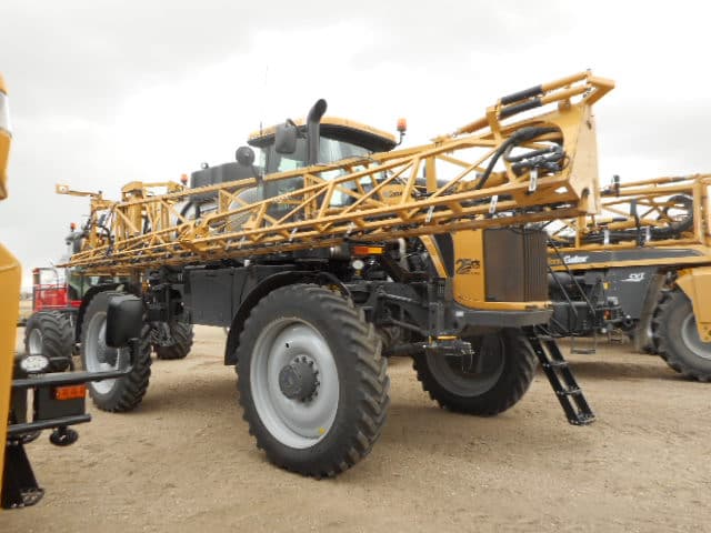 2018 RoGator RG1100C Chemical Applicators Sprayers - Self Propelled for ...