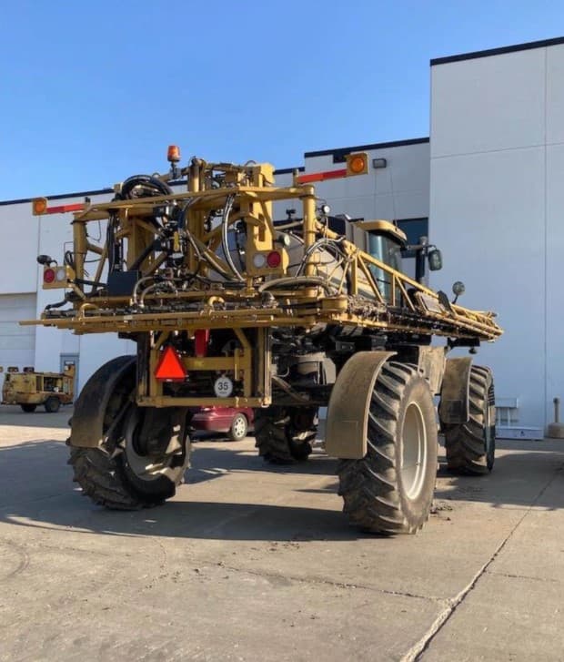 2022 RoGator RG1100C Chemical Applicators Sprayers - Self Propelled for ...