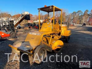 SOLD - Rosco RB38 Lot No. 611 Construction | Tractor Zoom