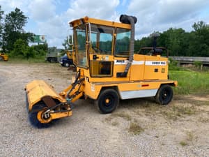 SOLD - Rosco 4890 Lot No. 224 Other Equipment | Tractor Zoom