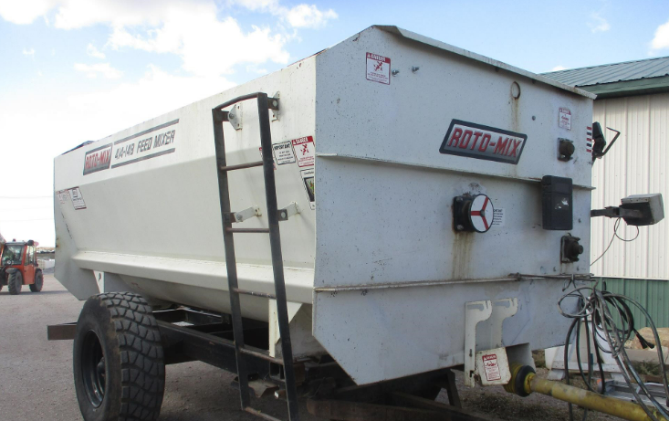 SOLD - Roto-Mix 414-14B Hay and Forage | Tractor Zoom