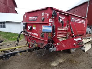 SOLD - ROTO-MIX FORAGE EXPRESS MODEL 274-12B S/A FEED MIXER CART Hay ...
