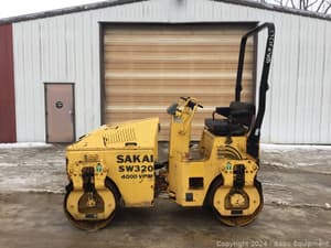 SOLD - Sakai SW320 Lot No. 45 Construction with --- Hrs | Tractor Zoom