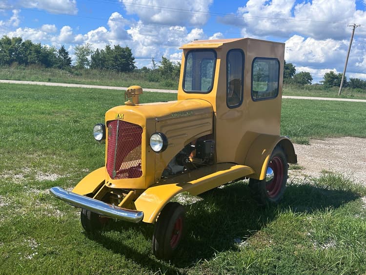 Minneapolis-Moline UDLX Tractors 40 to 99 HP for Sale | Tractor Zoom