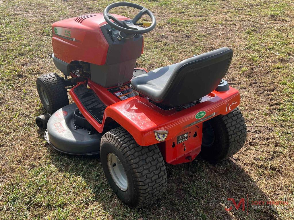 Tractor Zoom - Scotts 16/42