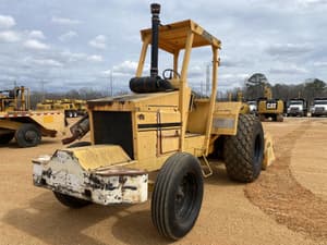 SOLD - Seaman T0730H-K Lot No. 51944776 Construction with 1,493 Hrs ...