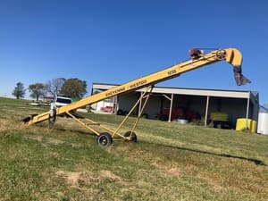 SOLD - Sheyenne Westgo 1235 Stock No. 461462 Harvesting with --- Ft ...