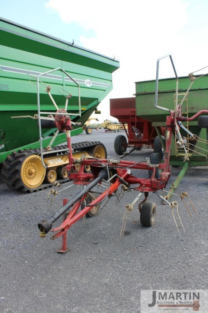 SOLD - Sitrex ST-520-H Hay and Forage Hay - Rakes/Tedders | Tractor Zoom