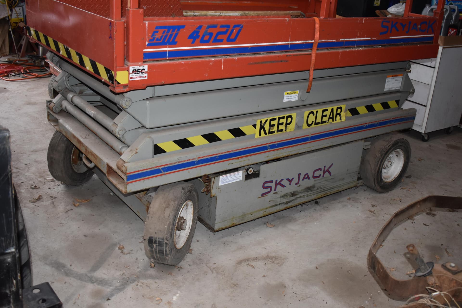 Tractor Zoom - Sky Jack SJ1114620