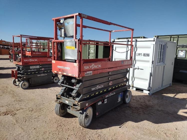 Sky Jack SJIII3226 Construction Aerial Lifts for Sale | Tractor Zoom