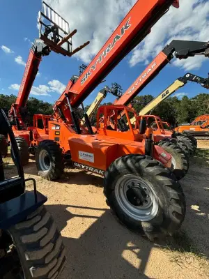 SOLD - 2023 Skytrak 6042 Stock No. 0101FA000860 Construction with ...