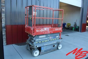 SOLD - Skyjack 3219 DC Electric Scissor Lift Construction with --- Hrs ...