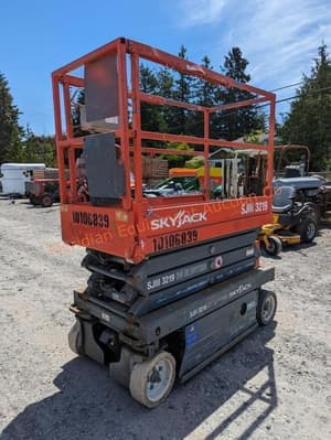 SOLD - Sky Jack SJIII3219 Lot No. 8140 Construction with --- Hrs ...