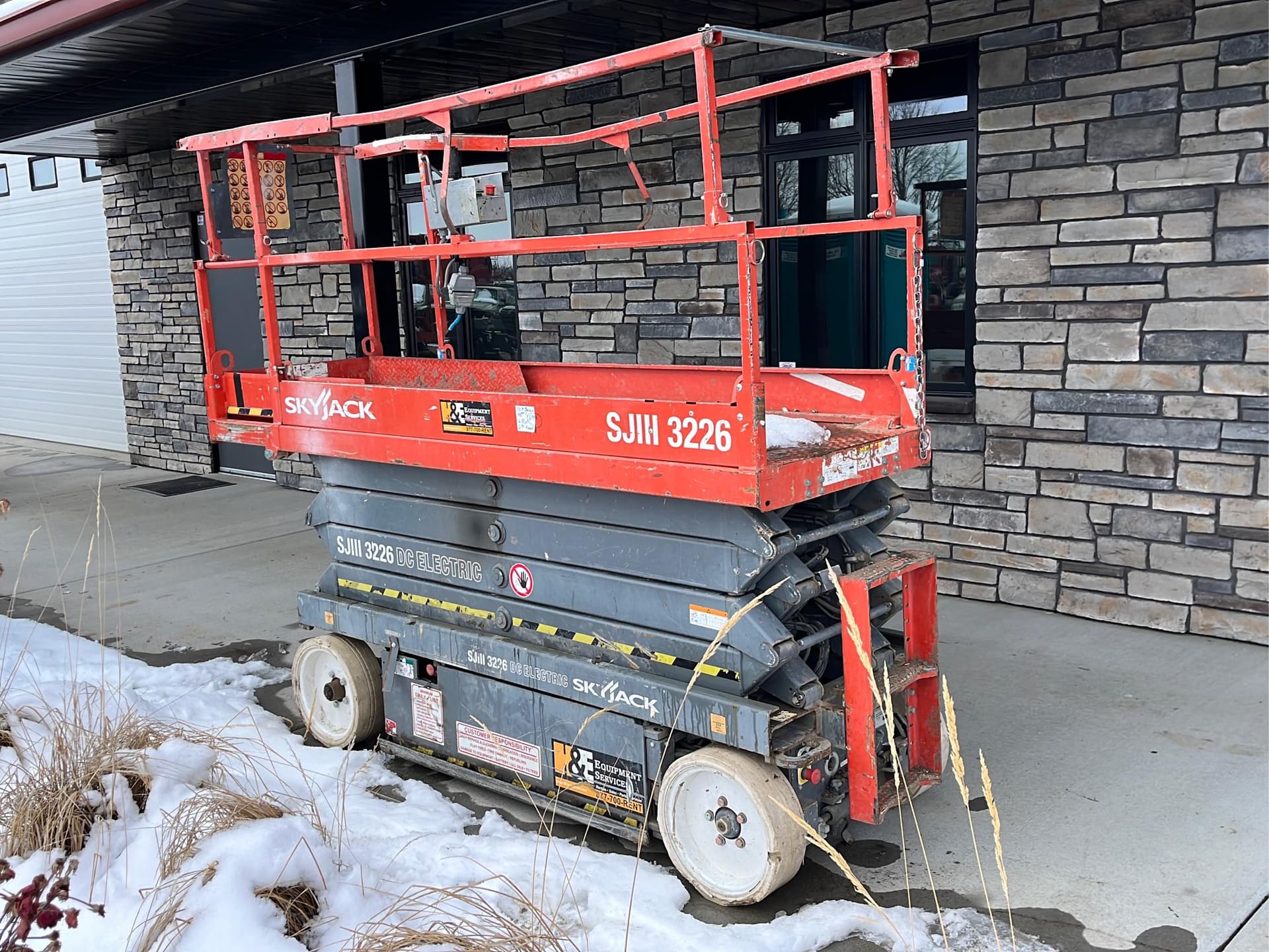 Sky Jack SJIII3226 Construction Aerial Lifts for Sale | Tractor Zoom