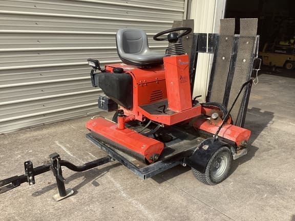 SmithCo 7000 Other Equipment Turf for Sale | Tractor Zoom