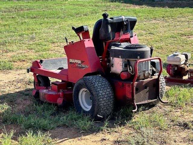 SOLD - Snapper Z Rider Lot No. 18 Other Equipment with --- Hrs ...