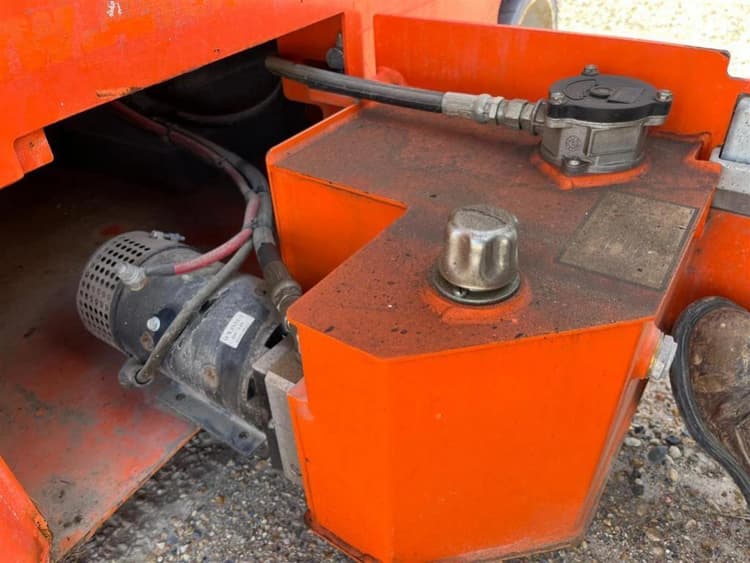 Snorkel S4732E Construction Aerial Lifts for Sale | Tractor Zoom