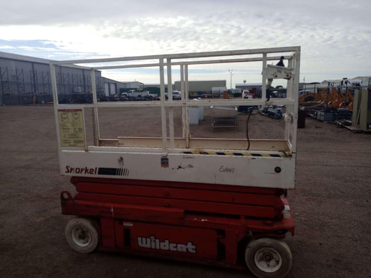 Snorkel SL20 Construction Aerial Lifts for Sale | Tractor Zoom