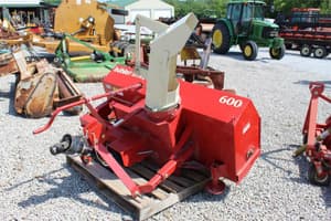 SOLD - Snow Blower BUHLER FARM KING Y600 VA3724 Other Equipment ...