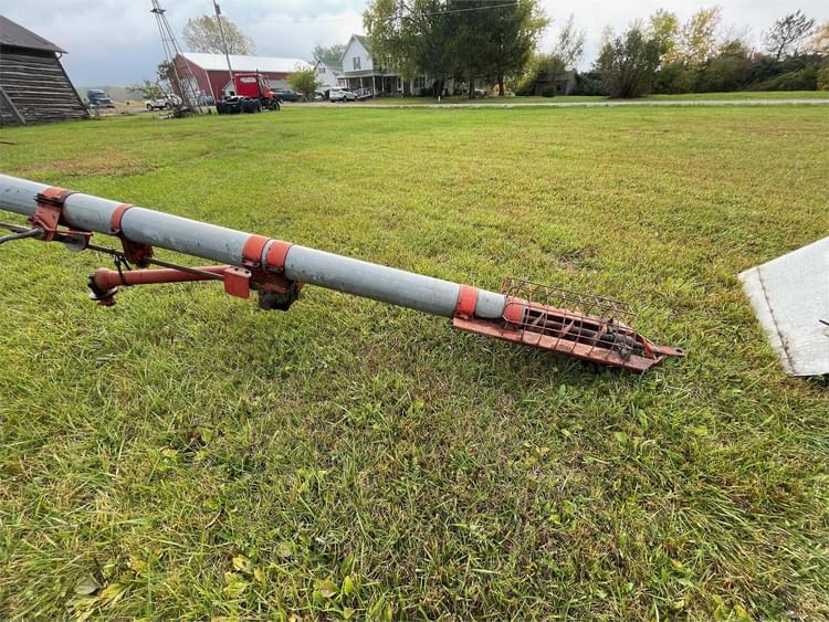 SNOWCO 6x55 Harvesting Grain Augers/Conveyors for Sale | Tractor Zoom