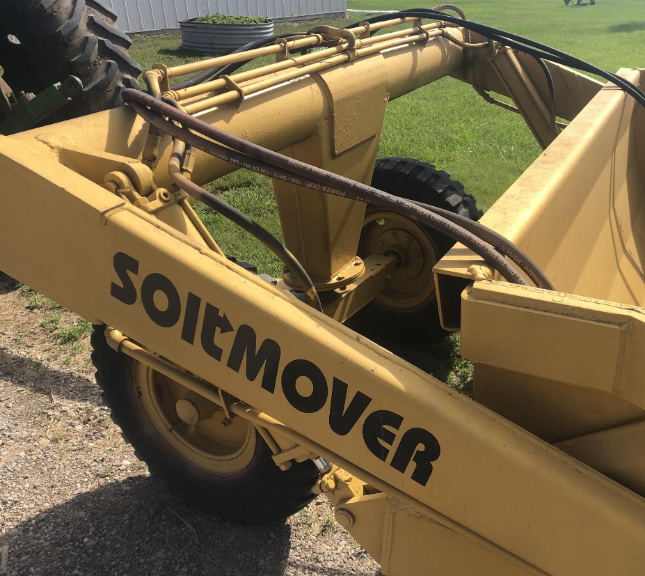 Tractor Zoom - Soil Mover 625-RF