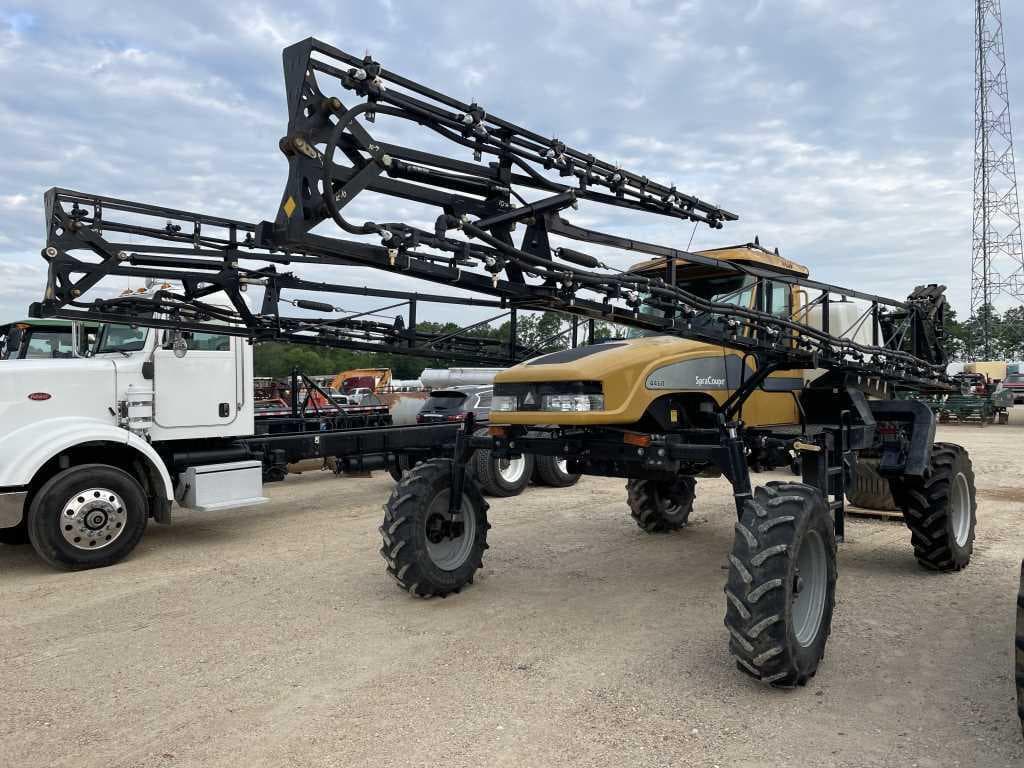Spra-Coupe 4460 Chemical Applicators Sprayers - Self Propelled for Sale ...