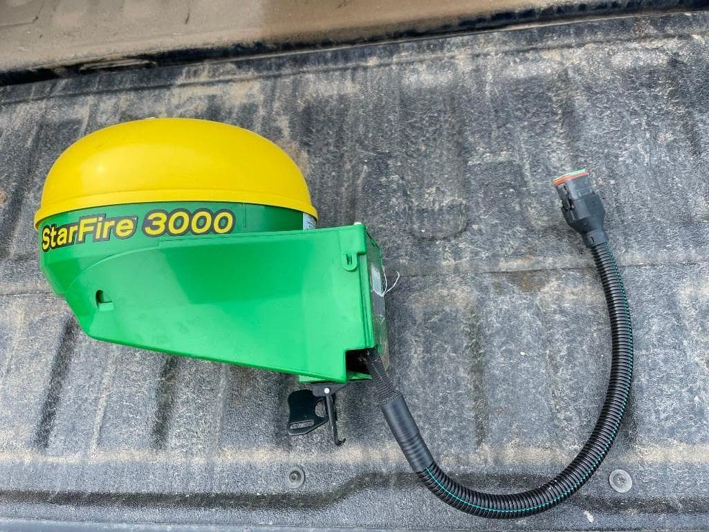 John Deere StarFire 3000 Other Equipment GPS Equipment for Sale ...
