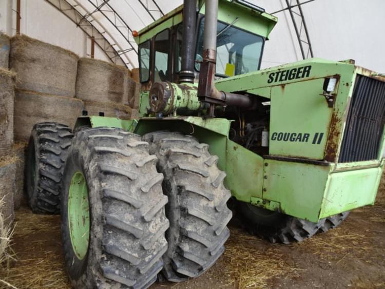 Steiger Cougar II ST-300 Tractors 300 to 424 HP for Sale | Tractor Zoom