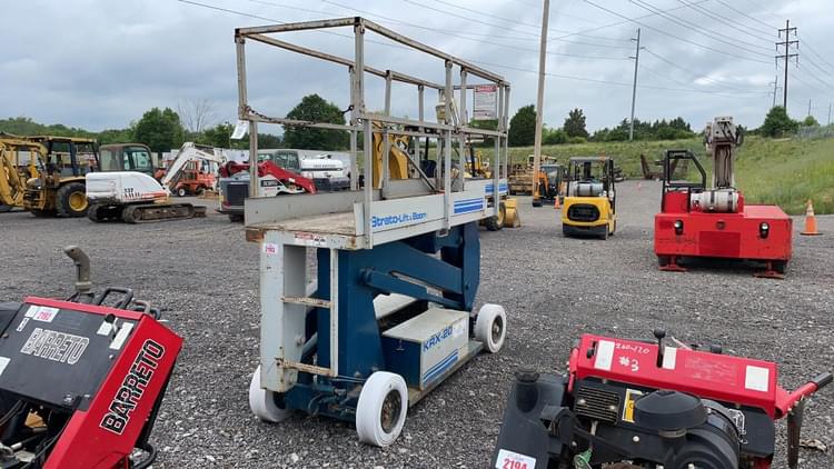 Strato-Lift KRX-20 Other Equipment Lifts for Sale | Tractor Zoom