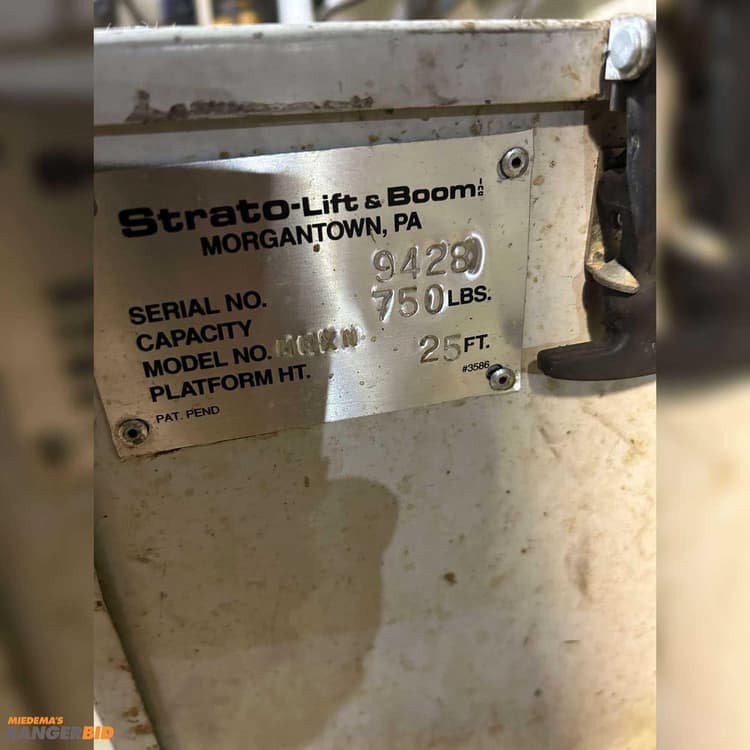 Strato-Lift MRX - 25N Construction Aerial Lifts for Sale | Tractor Zoom