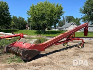 SOLD - Sudenga Super Scoop Lot No. 492 Harvesting with --- Ft | Tractor ...