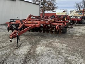 SOLD - Sunflower 4311 Lot No. 5 Tillage with 14 ft | Tractor Zoom