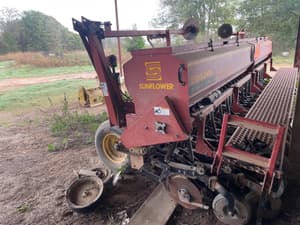 SOLD - Sunflower 9412 Lot No. 73 Planting with --- In | Tractor Zoom